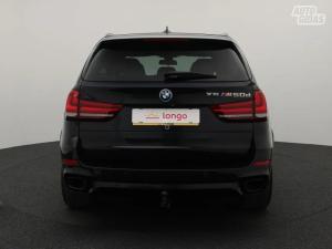 Black BMW X5 2014 in Vilnius, with an engine capacity of 3.00 L and mileage of 205 thousand km for 22999 €, photo 6 on AUTOMOTO.COM.LV