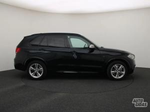 Black BMW X5 2014 in Vilnius, with an engine capacity of 3.00 L and mileage of 205 thousand km for 22999 €, photo 10 on AUTOMOTO.COM.LV