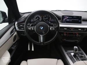 Black BMW X5 2014 in Vilnius, with an engine capacity of 3.00 L and mileage of 205 thousand km for 22999 €, photo 18 on AUTOMOTO.COM.LV