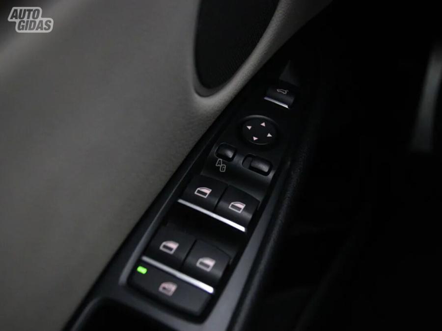 Black BMW X5 2014 in Vilnius, with an engine capacity of 3.00 L and mileage of 205 thousand km for 22999 €, photo 27 on AUTOMOTO.COM.LV
