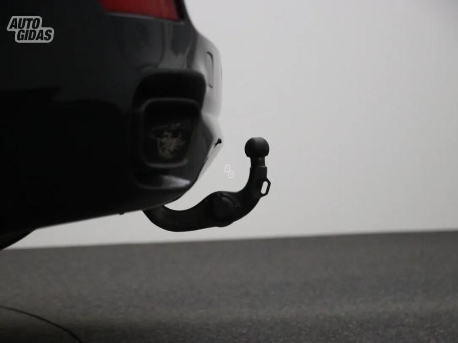 Black BMW X5 2014 in Vilnius, with an engine capacity of 3.00 L and mileage of 205 thousand km for 22999 €, photo 30 on AUTOMOTO.COM.LV