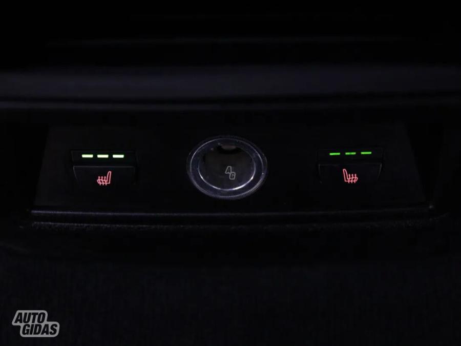 Black BMW X5 2014 in Vilnius, with an engine capacity of 3.00 L and mileage of 205 thousand km for 22999 €, photo 36 on AUTOMOTO.COM.LV
