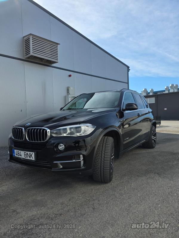 Melns BMW X5 2014 Pērnava, ar dzinēja tilpumu 3.00 L un nobraukumu 253 tūkst. km par 21900 €, foto 1 vietnē AUTOMOTO.COM.LV