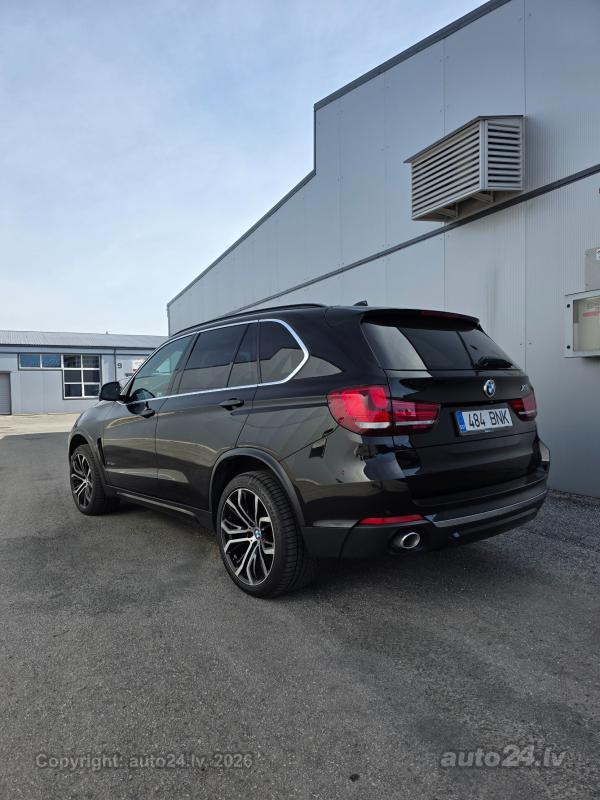 Melns BMW X5 2014 Pērnava, ar dzinēja tilpumu 3.00 L un nobraukumu 253 tūkst. km par 21900 €, foto 4 vietnē AUTOMOTO.COM.LV