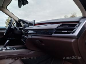 Черный БМВ Х5 2014 в Пярну, объемом двигателя 3.00 л и пробегом 253 тыс. км за 21900 €, фото 11 на AUTOMOTO.COM.LV