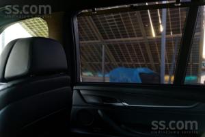 Black BMW X5 2014 in Riga, with an engine capacity of 3.00 L and mileage of 0 thousand km for 24290 €, photo 13 on AUTOMOTO.COM.LV