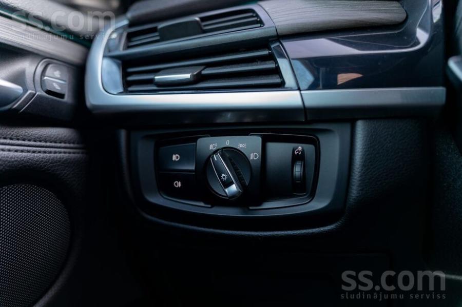 Black BMW X5 2014 in Riga, with an engine capacity of 3.00 L and mileage of 0 thousand km for 24290 €, photo 23 on AUTOMOTO.COM.LV