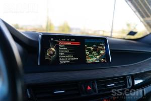 Black BMW X5 2014 in Riga, with an engine capacity of 3.00 L and mileage of 0 thousand km for 24290 €, photo 25 on AUTOMOTO.COM.LV