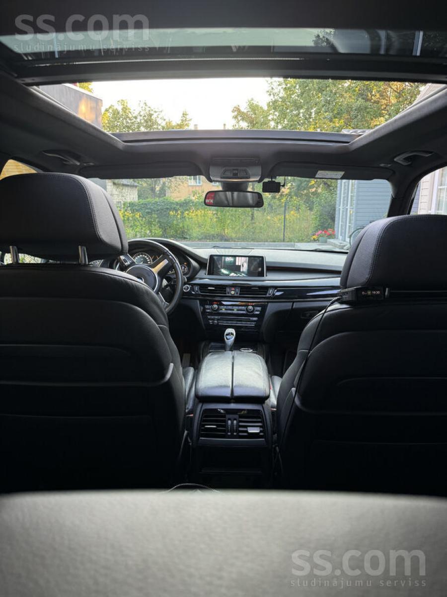 Melns BMW X5 2014 Rīga, ar dzinēja tilpumu 3.00 L un nobraukumu 227 tūkst. km par 22900 €, foto 14 vietnē AUTOMOTO.COM.LV