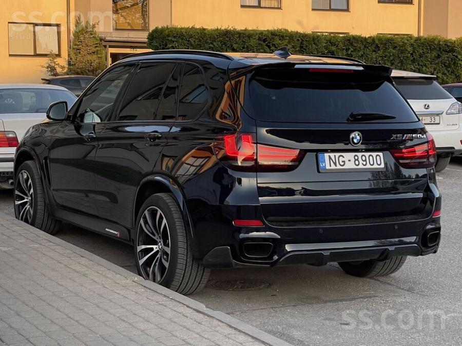 Melns BMW X5 2014 Rīga, ar dzinēja tilpumu 3.00 L un nobraukumu 210 tūkst. km par 30900 €, foto 3 vietnē AUTOMOTO.COM.LV