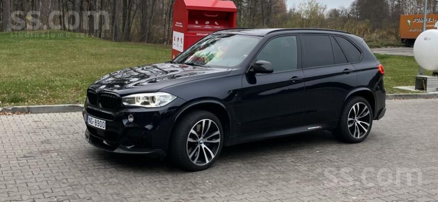 Melns BMW X5 2014 Rīga, ar dzinēja tilpumu 3.00 L un nobraukumu 210 tūkst. km par 30900 €, foto 4 vietnē AUTOMOTO.COM.LV