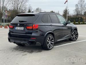 Melns BMW X5 2014 Rīga, ar dzinēja tilpumu 3.00 L un nobraukumu 210 tūkst. km par 30900 €, foto 8 vietnē AUTOMOTO.COM.LV