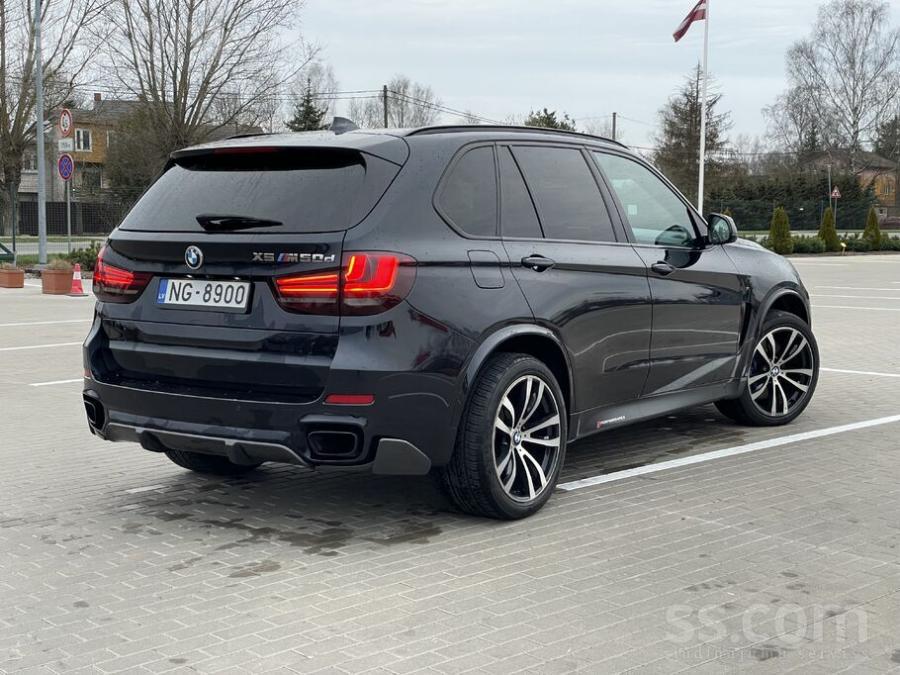 Melns BMW X5 2014 Rīga, ar dzinēja tilpumu 3.00 L un nobraukumu 210 tūkst. km par 30900 €, foto 8 vietnē AUTOMOTO.COM.LV