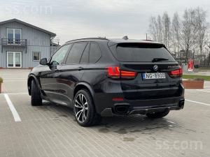 Melns BMW X5 2014 Rīga, ar dzinēja tilpumu 3.00 L un nobraukumu 210 tūkst. km par 30900 €, foto 9 vietnē AUTOMOTO.COM.LV