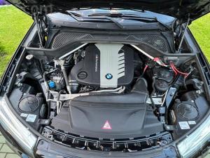 Melns BMW X5 2014 Rīga, ar dzinēja tilpumu 3.00 L un nobraukumu 210 tūkst. km par 30900 €, foto 14 vietnē AUTOMOTO.COM.LV