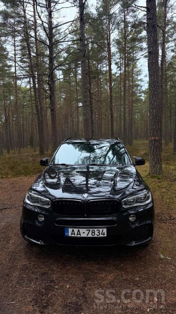 Black BMW X5 2014 in Talsi, with an engine capacity of 3.00 L and mileage of 176 thousand km for 27500 €, photo 7 on AUTOMOTO.COM.LV
