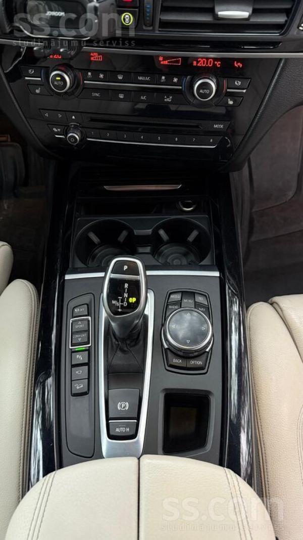 Black BMW X5 2014 in Talsi, with an engine capacity of 3.00 L and mileage of 176 thousand km for 27500 €, photo 10 on AUTOMOTO.COM.LV