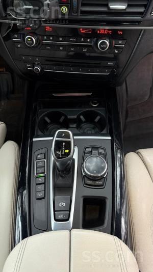 Melns BMW X5 2014 Talsi, ar dzinēja tilpumu 3.00 L un nobraukumu 176 tūkst. km par 27500 €, foto 11 vietnē AUTOMOTO.COM.LV