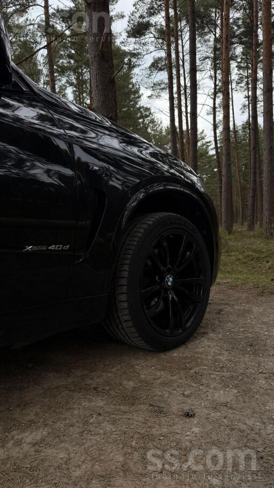 Melns BMW X5 2014 Talsi, ar dzinēja tilpumu 3.00 L un nobraukumu 176 tūkst. km par 27500 €, foto 14 vietnē AUTOMOTO.COM.LV
