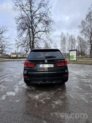 Melns BMW X5 2014 Ogre, ar dzinēja tilpumu 3.00 L un nobraukumu 246 tūkst. km par 26000 €, foto 7 vietnē AUTOMOTO.COM.LV