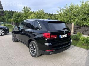 Melns BMW X5 2014 Jelgava, ar dzinēja tilpumu 3.00 L un nobraukumu 186 tūkst. km par 17500 €, foto 4 vietnē AUTOMOTO.COM.LV