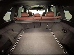 Black BMW X5 2014 in Marijampole, with an engine capacity of 2.99 L and mileage of 274 thousand km for 21650 €, photo 24 on AUTOMOTO.COM.LV