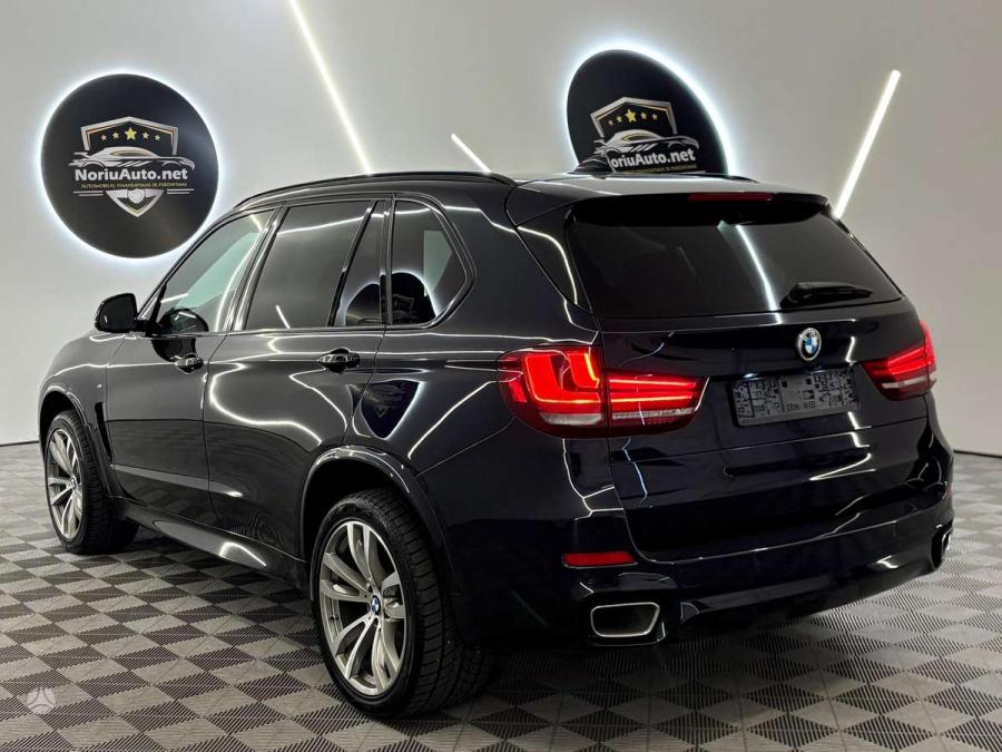 Black BMW X5 2014 in Marijampole, with an engine capacity of 2.99 L and mileage of 274 thousand km for 21650 €, photo 34 on AUTOMOTO.COM.LV