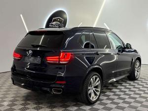 Black BMW X5 2014 in Marijampole, with an engine capacity of 2.99 L and mileage of 274 thousand km for 21650 €, photo 35 on AUTOMOTO.COM.LV