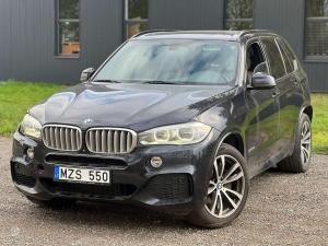 Black BMW X5 2014 in Vilnius, with an engine capacity of 4.40 L and mileage of 228 thousand km for 9500 €, photo  on AUTOMOTO.COM.LV