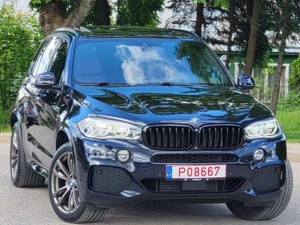 Black BMW X5 2014 in Vilnius, with an engine capacity of 2.99 L and mileage of 276 thousand km for 19850 €, photo 2 on AUTOMOTO.COM.LV