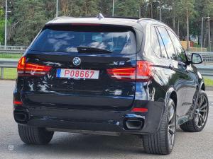 Black BMW X5 2014 in Vilnius, with an engine capacity of 2.99 L and mileage of 276 thousand km for 19850 €, photo 10 on AUTOMOTO.COM.LV