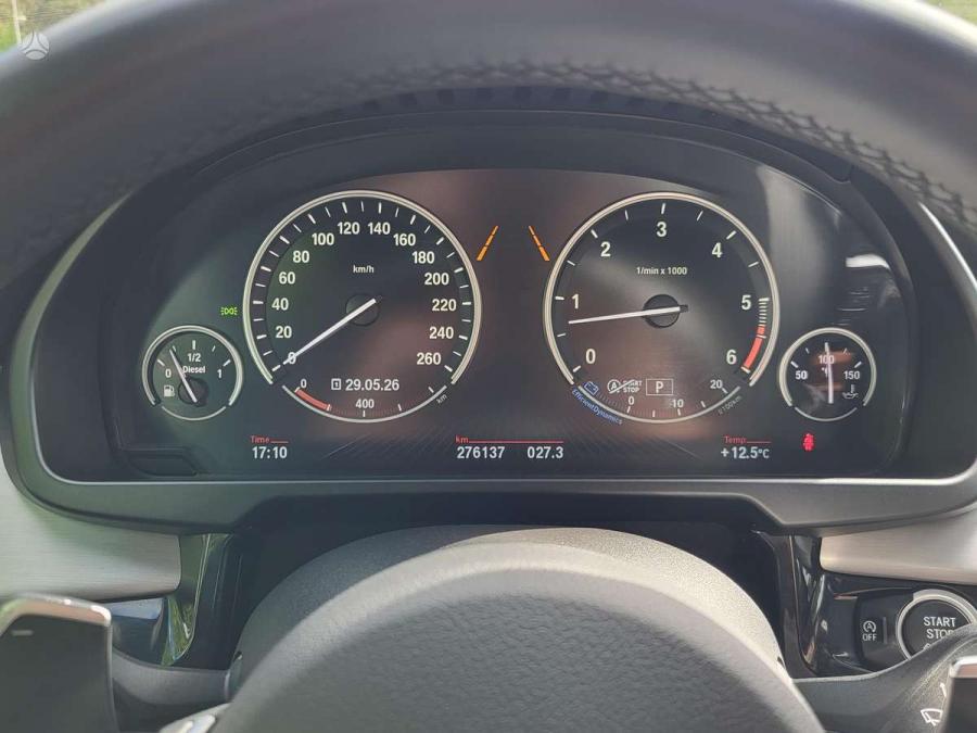 Black BMW X5 2014 in Vilnius, with an engine capacity of 2.99 L and mileage of 276 thousand km for 19850 €, photo 23 on AUTOMOTO.COM.LV