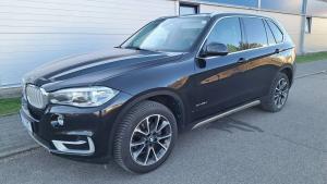 Melns BMW X5 2014 Ogre, ar dzinēja tilpumu 2.00 L un nobraukumu 209 tūkst. km par 20950 €, foto  vietnē AUTOMOTO.COM.LV