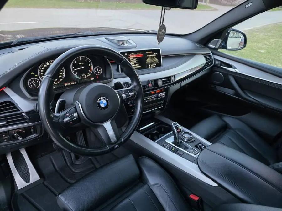 Melns BMW X5 2014 Ventspils, ar dzinēja tilpumu 3.00 L un nobraukumu 270 tūkst. km par 24000 €, foto 18 vietnē AUTOMOTO.COM.LV