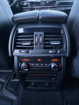 Melns BMW X5 2014 Ventspils, ar dzinēja tilpumu 3.00 L un nobraukumu 270 tūkst. km par 24000 €, foto 28 vietnē AUTOMOTO.COM.LV