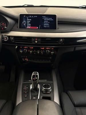 Black BMW X5 2014 in Marijampole, with an engine capacity of 2.99 L and mileage of 260 thousand km for 19750 €, photo 16 on AUTOMOTO.COM.LV