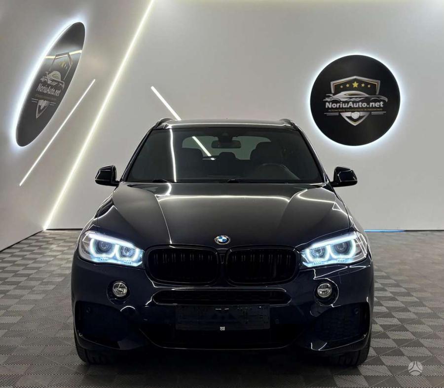 Black BMW X5 2014 in Marijampole, with an engine capacity of 2.99 L and mileage of 260 thousand km for 19750 €, photo 19 on AUTOMOTO.COM.LV