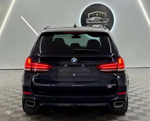 Black BMW X5 2014 in Marijampole, with an engine capacity of 2.99 L and mileage of 260 thousand km for 19750 €, photo 22 on AUTOMOTO.COM.LV