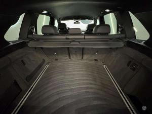 Black BMW X5 2014 in Marijampole, with an engine capacity of 2.99 L and mileage of 260 thousand km for 19750 €, photo 27 on AUTOMOTO.COM.LV