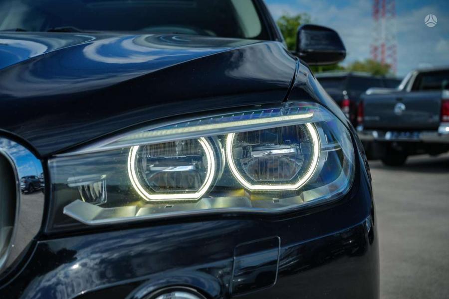 Melns BMW X5 2014 Marijampole, ar dzinēja tilpumu 2.99 L un nobraukumu 338 tūkst. km par 16450 €, foto 8 vietnē AUTOMOTO.COM.LV
