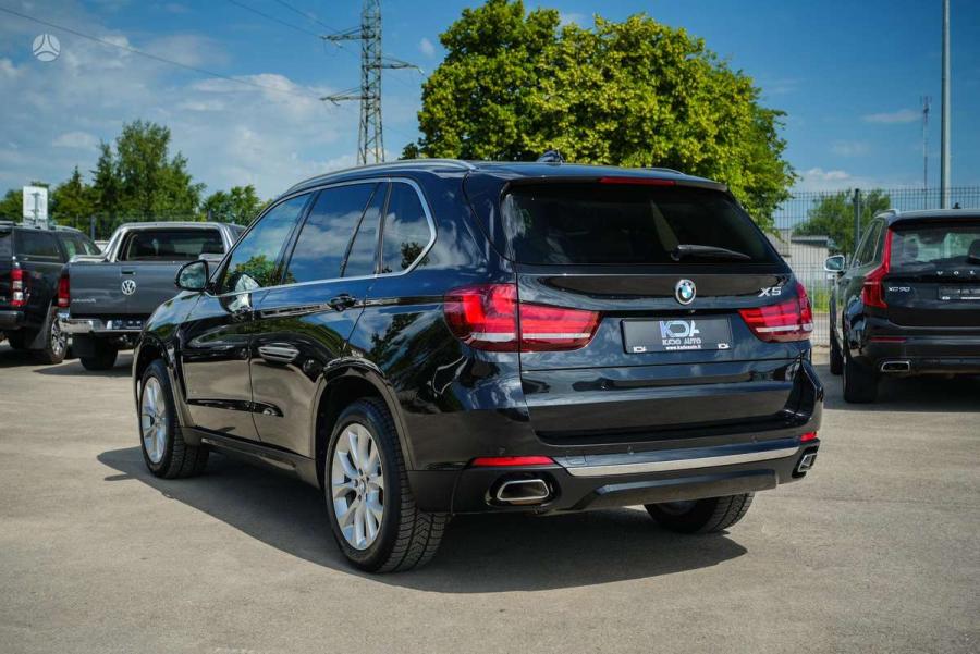 Melns BMW X5 2014 Marijampole, ar dzinēja tilpumu 2.99 L un nobraukumu 338 tūkst. km par 16450 €, foto 9 vietnē AUTOMOTO.COM.LV