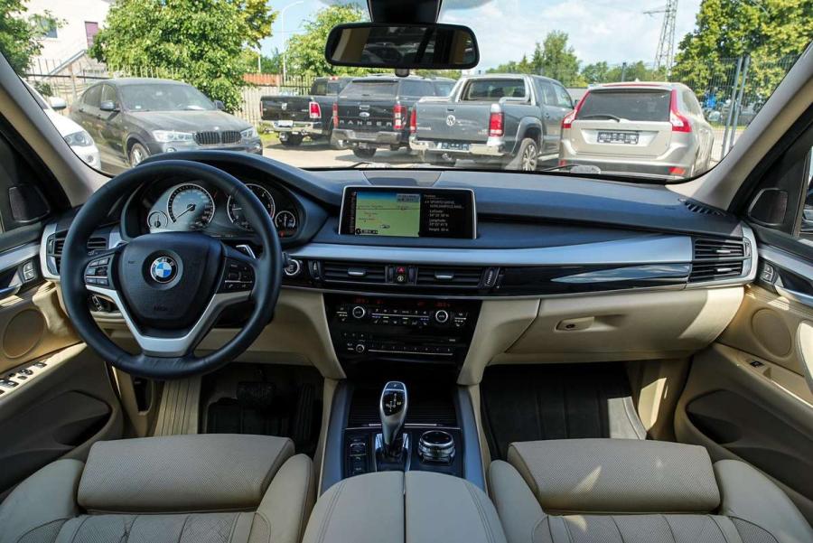 Melns BMW X5 2014 Marijampole, ar dzinēja tilpumu 2.99 L un nobraukumu 338 tūkst. km par 16450 €, foto 17 vietnē AUTOMOTO.COM.LV