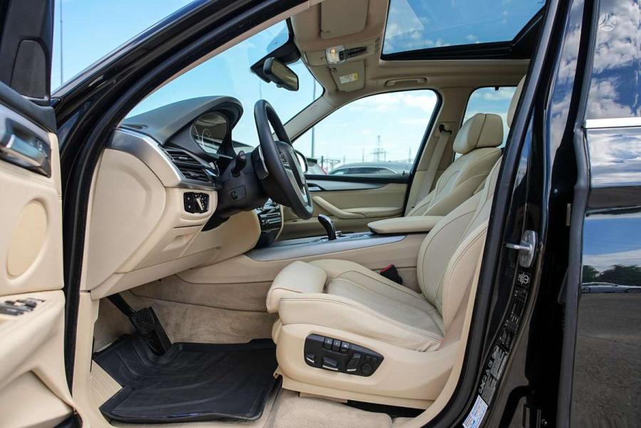 Melns BMW X5 2014 Marijampole, ar dzinēja tilpumu 2.99 L un nobraukumu 338 tūkst. km par 16450 €, foto 27 vietnē AUTOMOTO.COM.LV