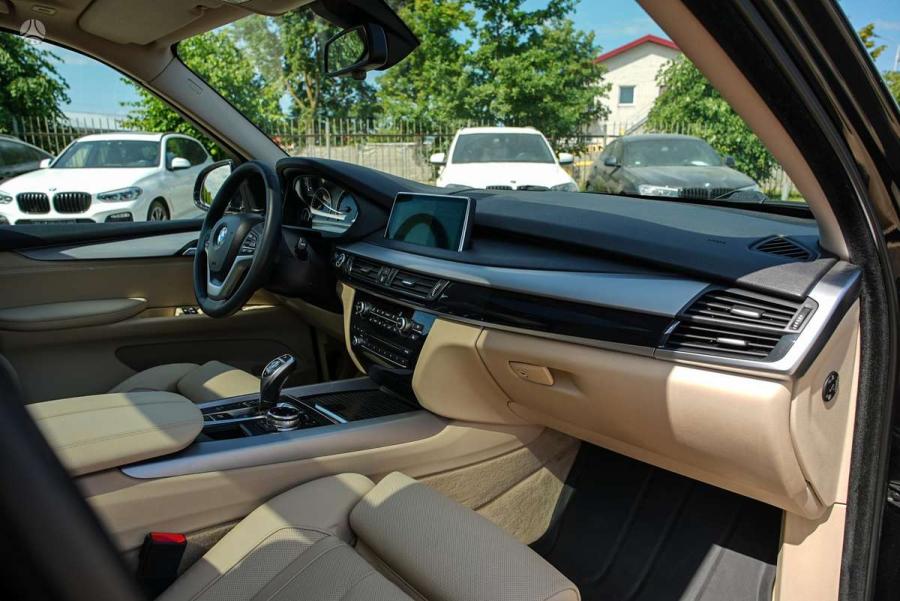 Melns BMW X5 2014 Marijampole, ar dzinēja tilpumu 2.99 L un nobraukumu 338 tūkst. km par 16450 €, foto 39 vietnē AUTOMOTO.COM.LV