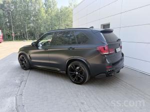 Melns BMW X5 2014 Rīga, ar dzinēja tilpumu 3.00 L un nobraukumu 24 tūkst. km par 24000 €, foto 4 vietnē AUTOMOTO.COM.LV