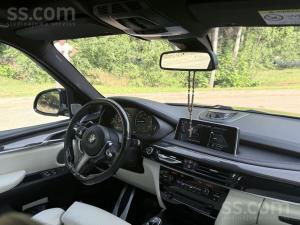 Melns BMW X5 2014 Rīga, ar dzinēja tilpumu 3.00 L un nobraukumu 24 tūkst. km par 24000 €, foto 14 vietnē AUTOMOTO.COM.LV