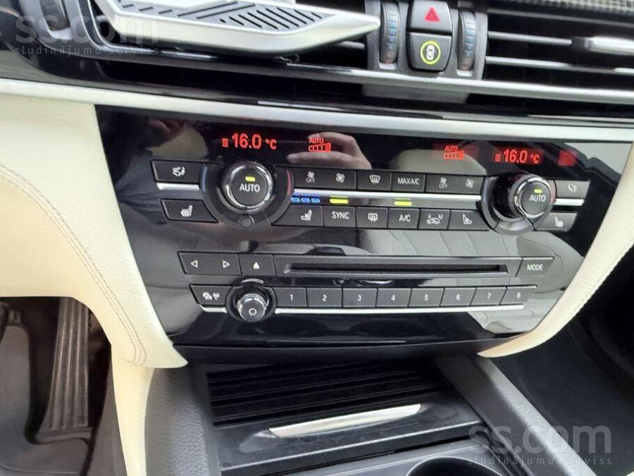 Melns BMW X5 2014 Rīga, ar dzinēja tilpumu 3.00 L un nobraukumu 24 tūkst. km par 24000 €, foto 20 vietnē AUTOMOTO.COM.LV