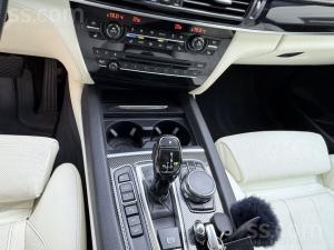 Melns BMW X5 2014 Rīga, ar dzinēja tilpumu 3.00 L un nobraukumu 24 tūkst. km par 24000 €, foto 21 vietnē AUTOMOTO.COM.LV