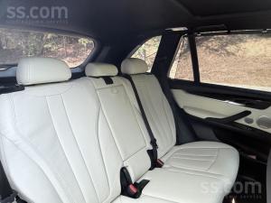 Melns BMW X5 2014 Rīga, ar dzinēja tilpumu 3.00 L un nobraukumu 24 tūkst. km par 24000 €, foto 28 vietnē AUTOMOTO.COM.LV