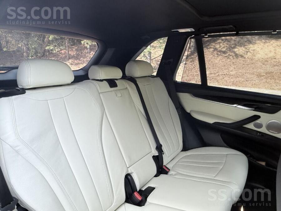 Melns BMW X5 2014 Rīga, ar dzinēja tilpumu 3.00 L un nobraukumu 24 tūkst. km par 24000 €, foto 28 vietnē AUTOMOTO.COM.LV
